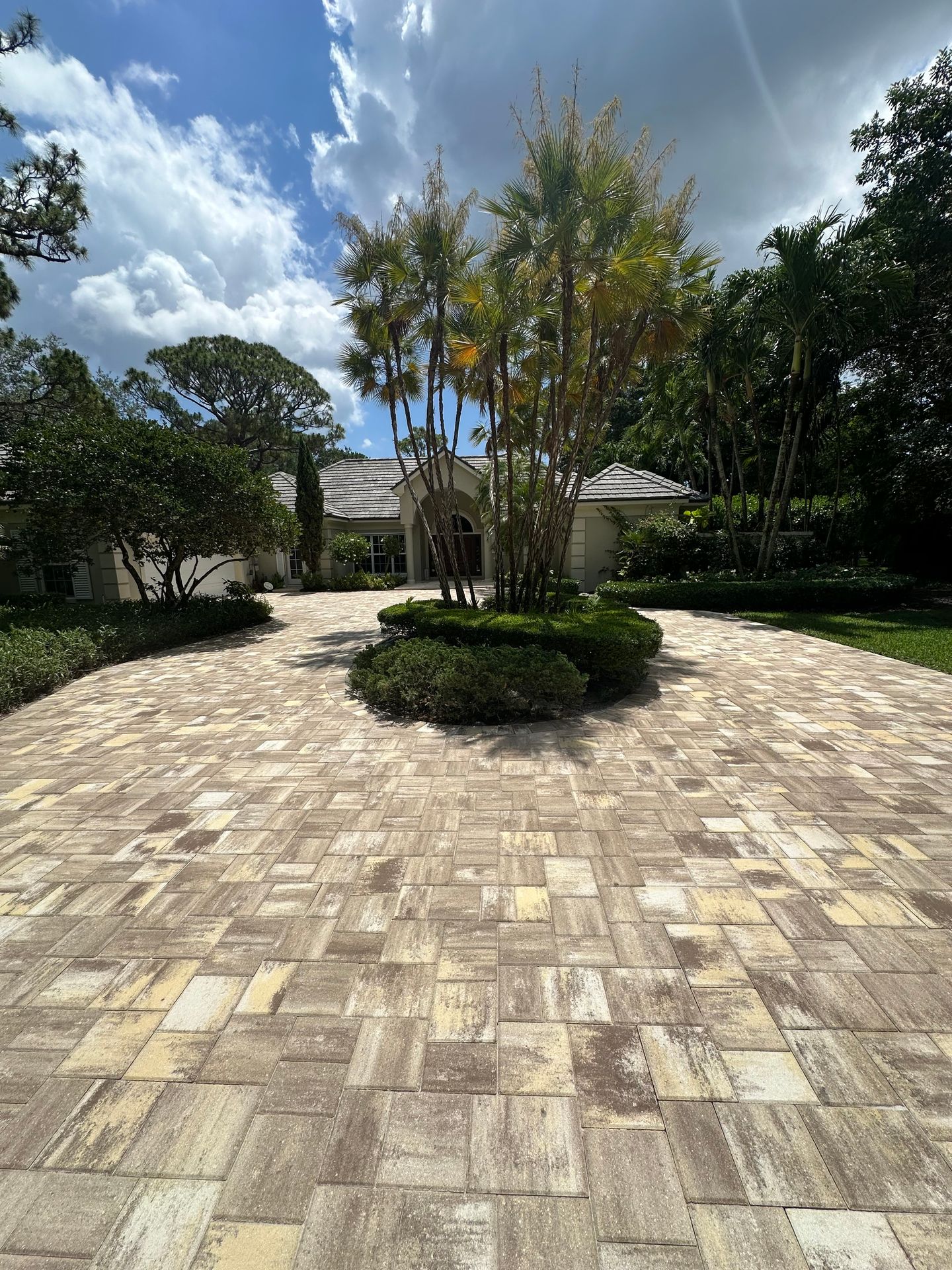 Luxury Pools & Patios: Bristol Pool & Pavers Expertise