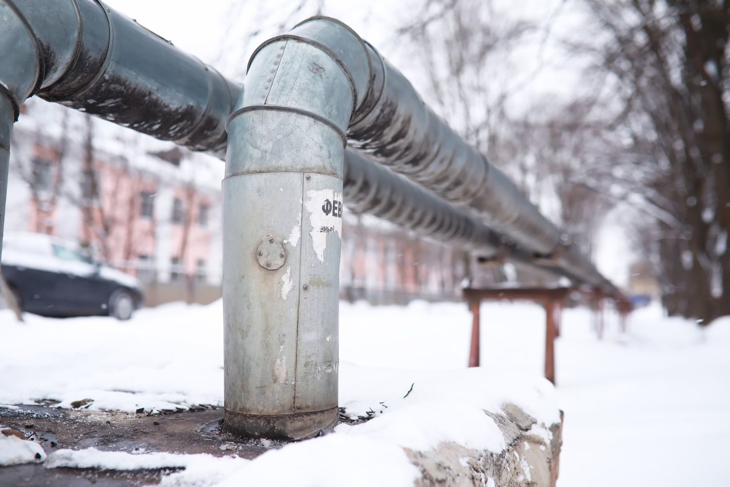 Preventing Frozen Pipes in Commercial Buildings