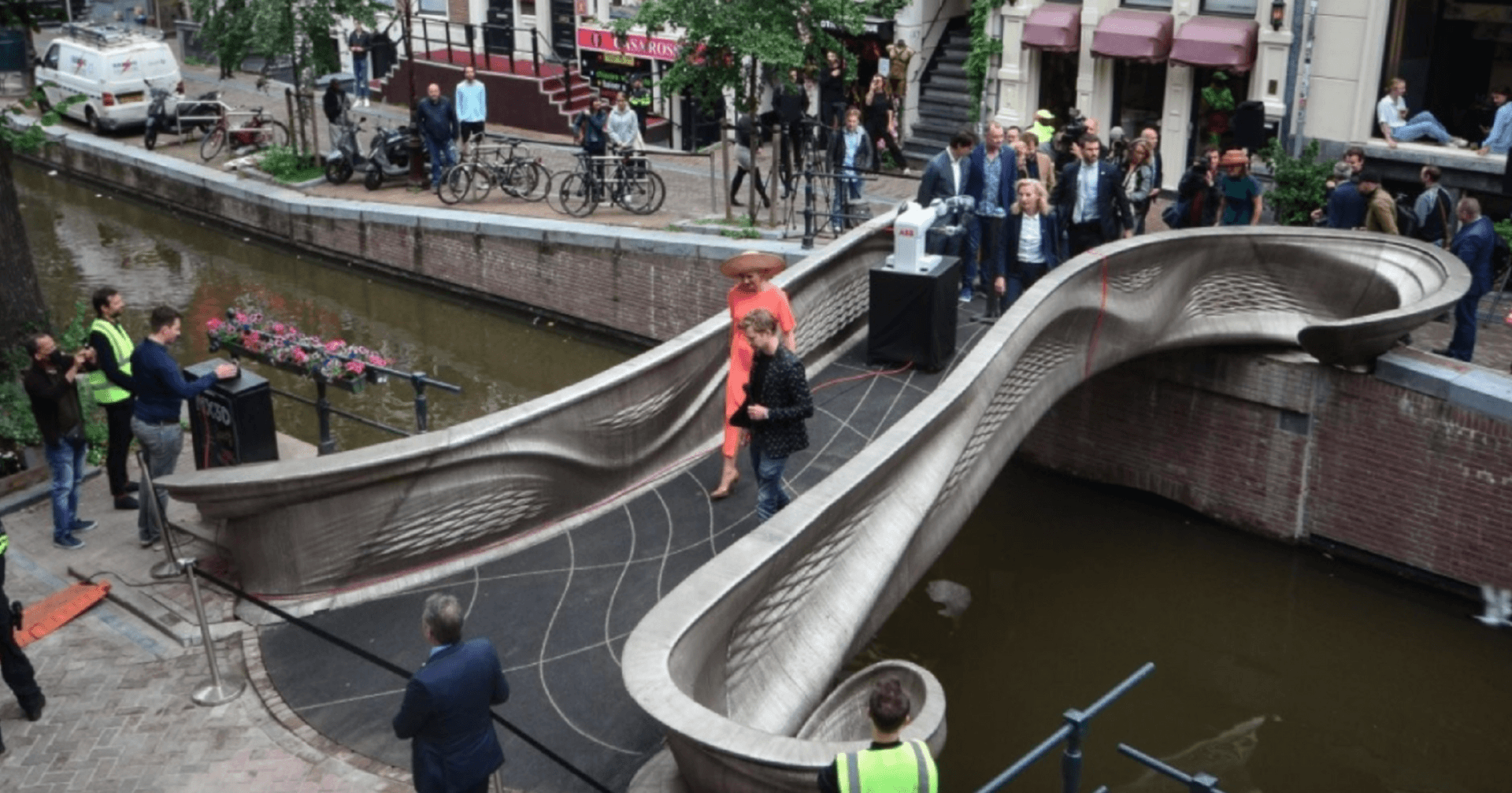 Bridging the Gap: Exploring the Art of Bridging in FDM 3D Printing