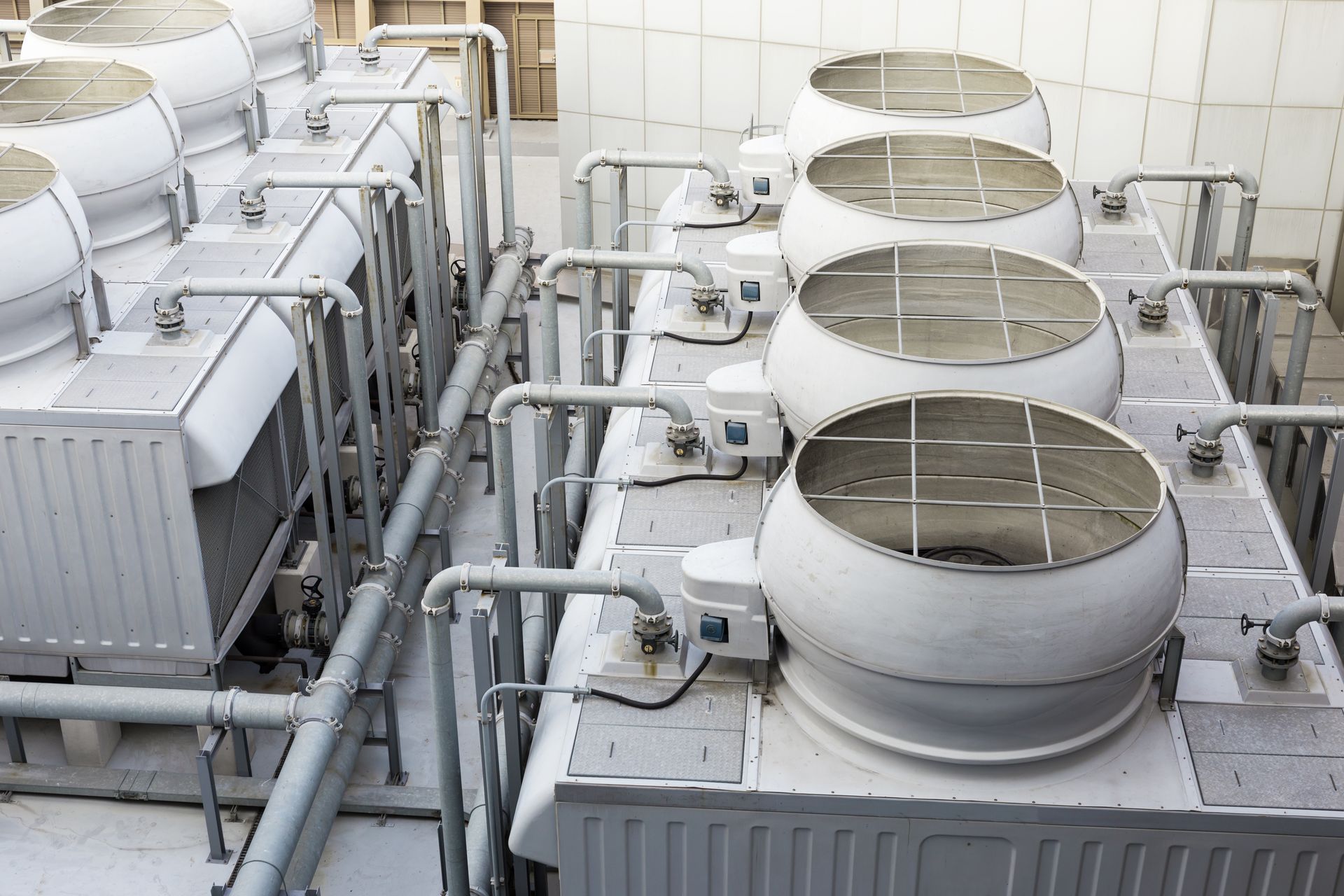 A Guide to Cooling Towers: Maximizing HVAC Efficiency in Commercial ...