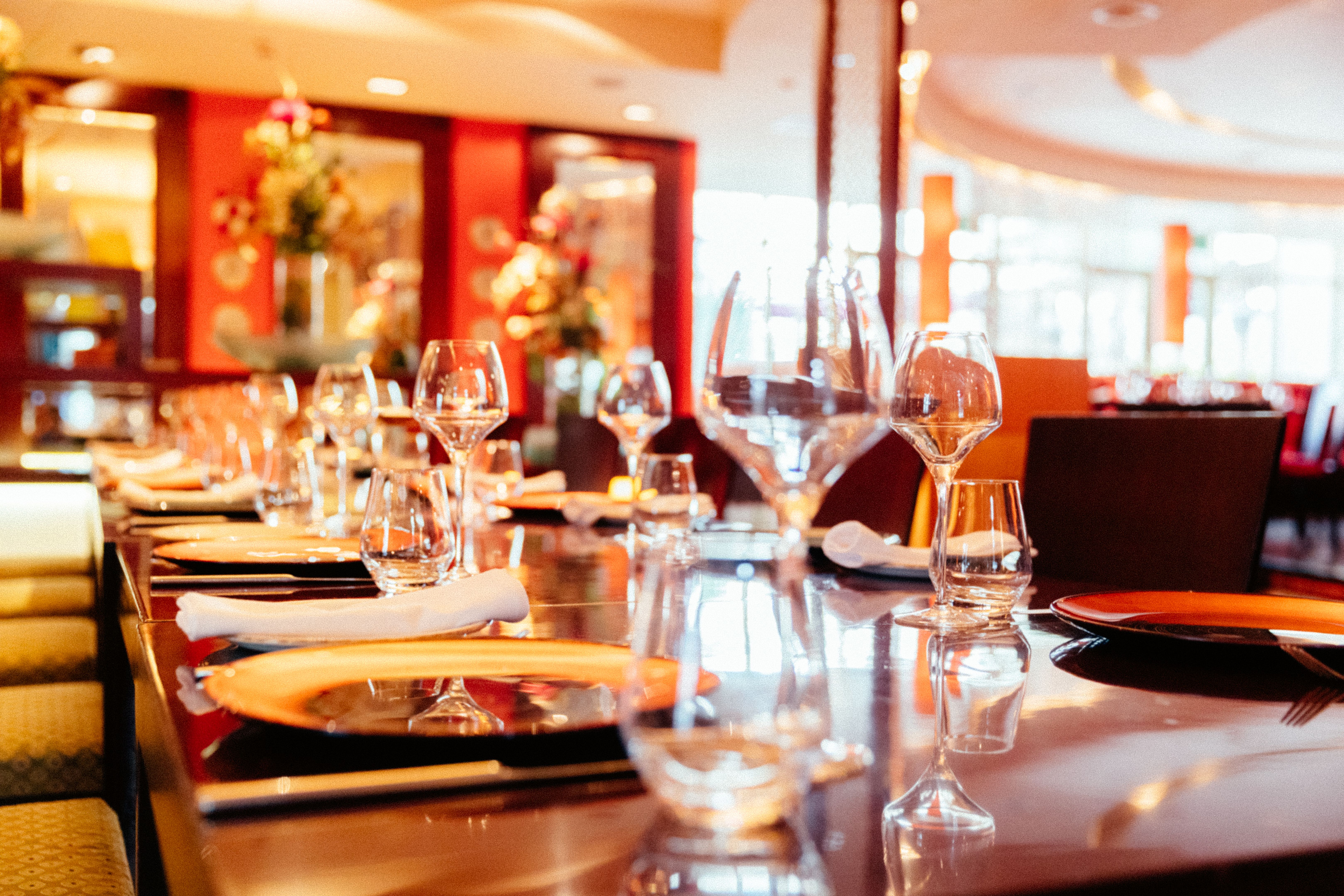 Top 20 Luxurious Gourmet Restaurants in Dubai