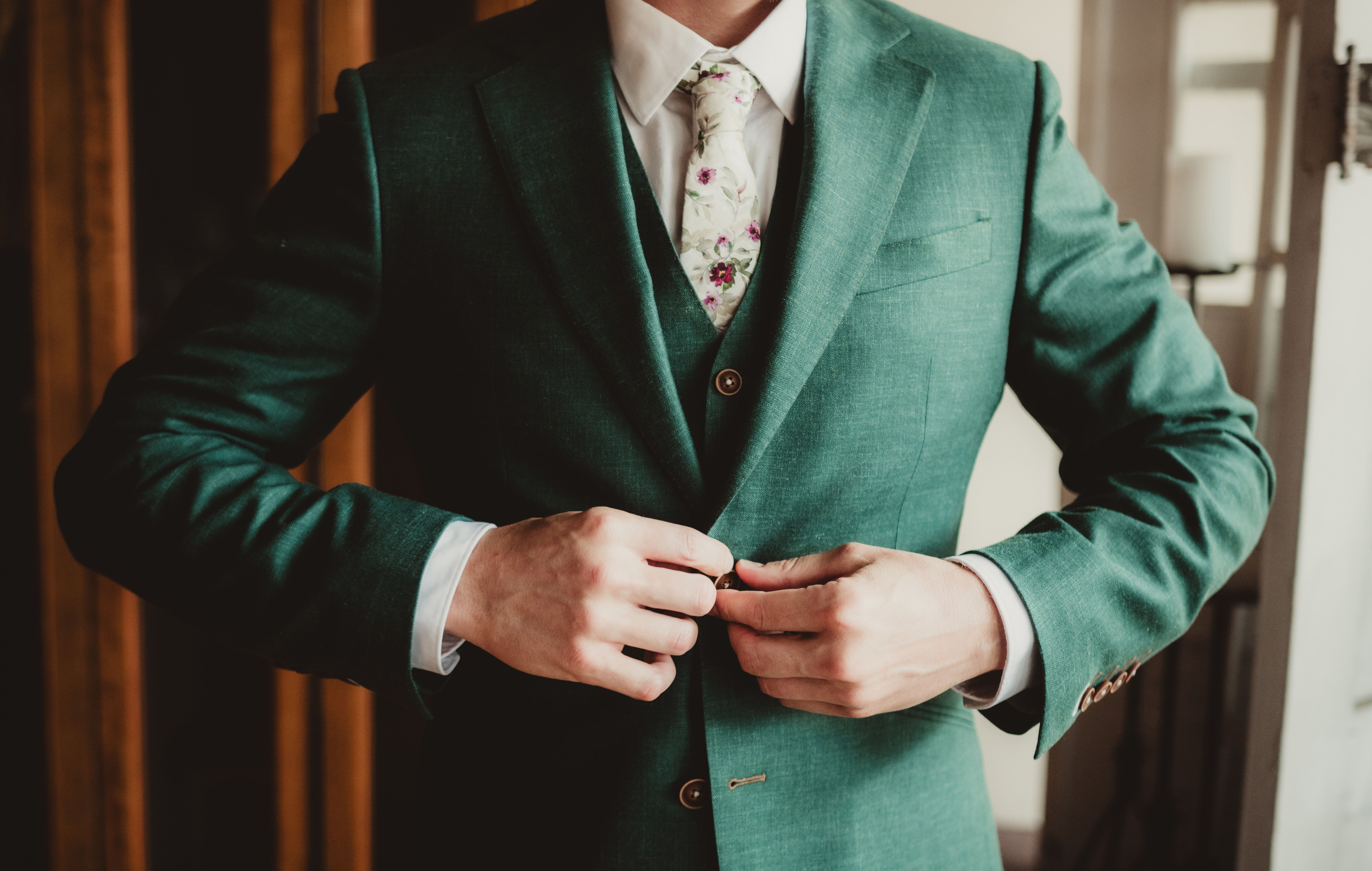 The Ultimate Groom Checklist for a Stress-Free Wedding Day