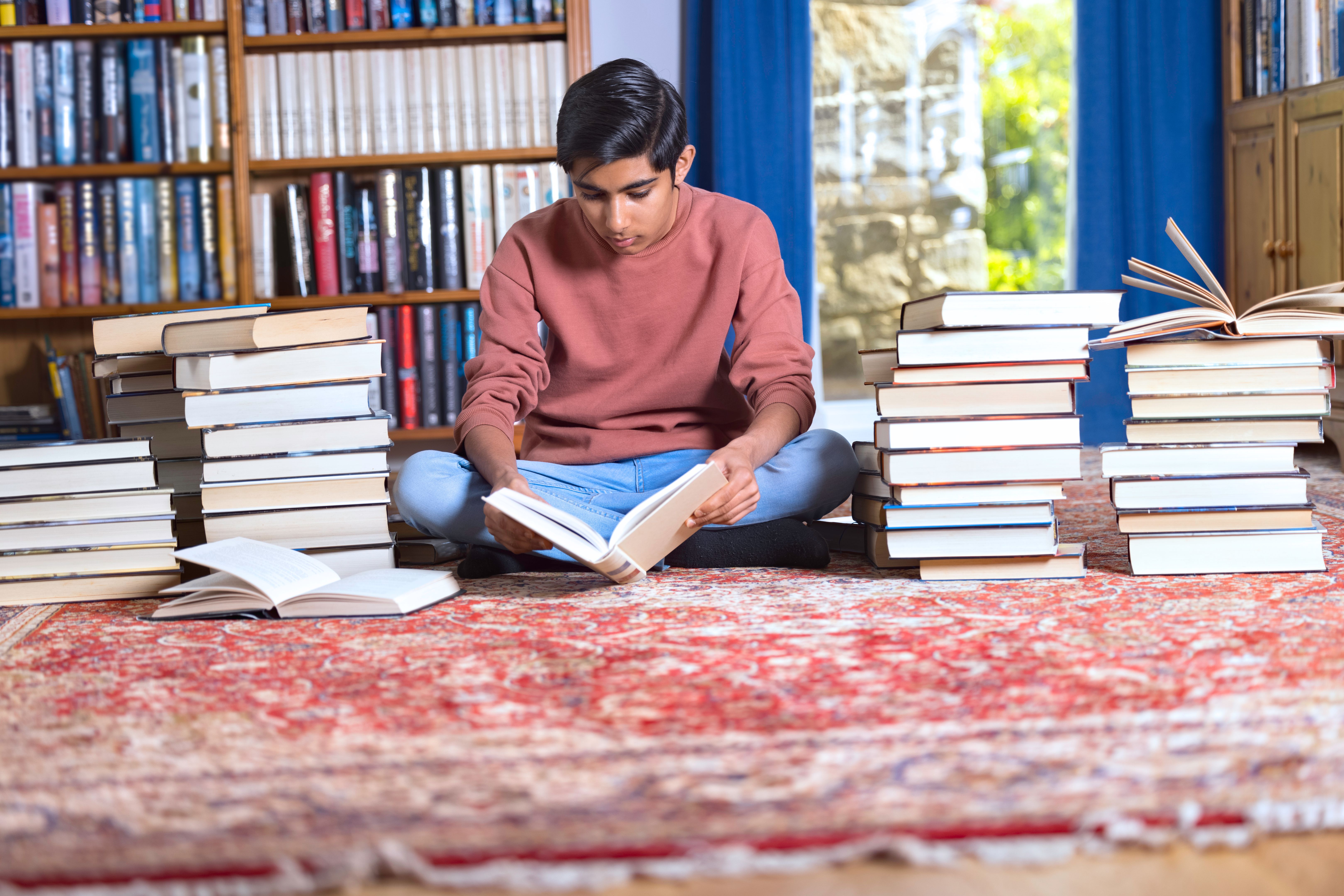Top 10 Renowned Indian Authors and Their Must-Read Books