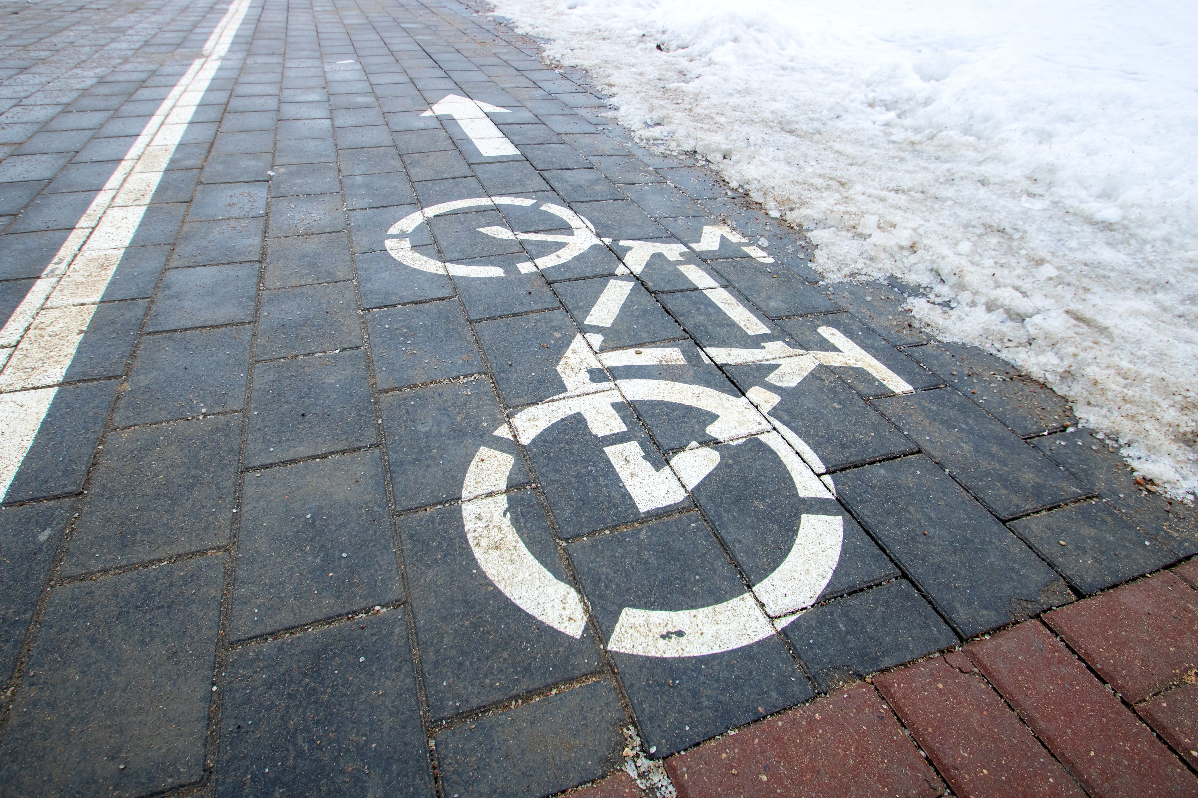 Choosing the Right Minneapolis Pavement Marking Company