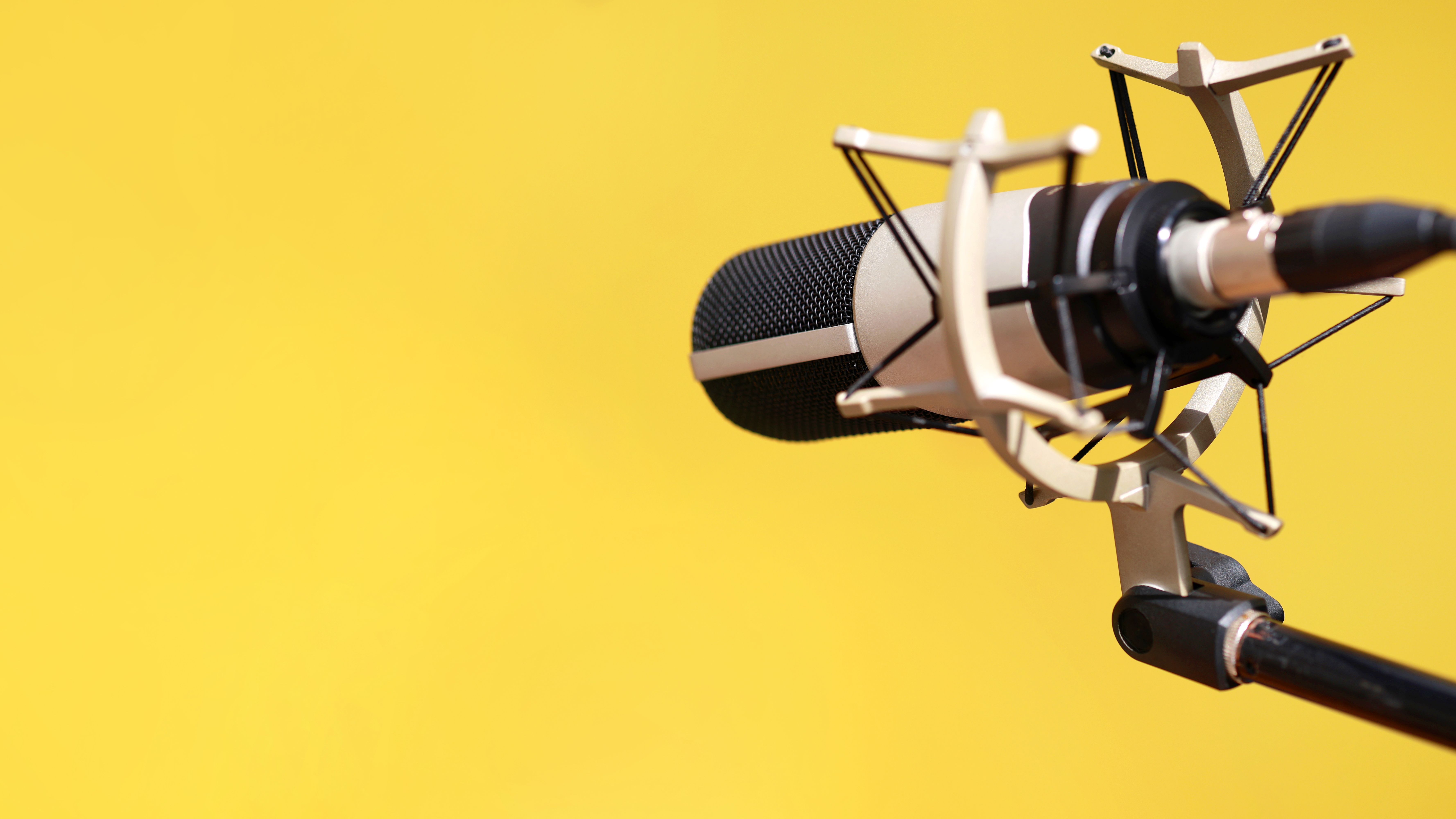 Join Older & Bolder: Debbie McCulloch's Inspiring Podcast