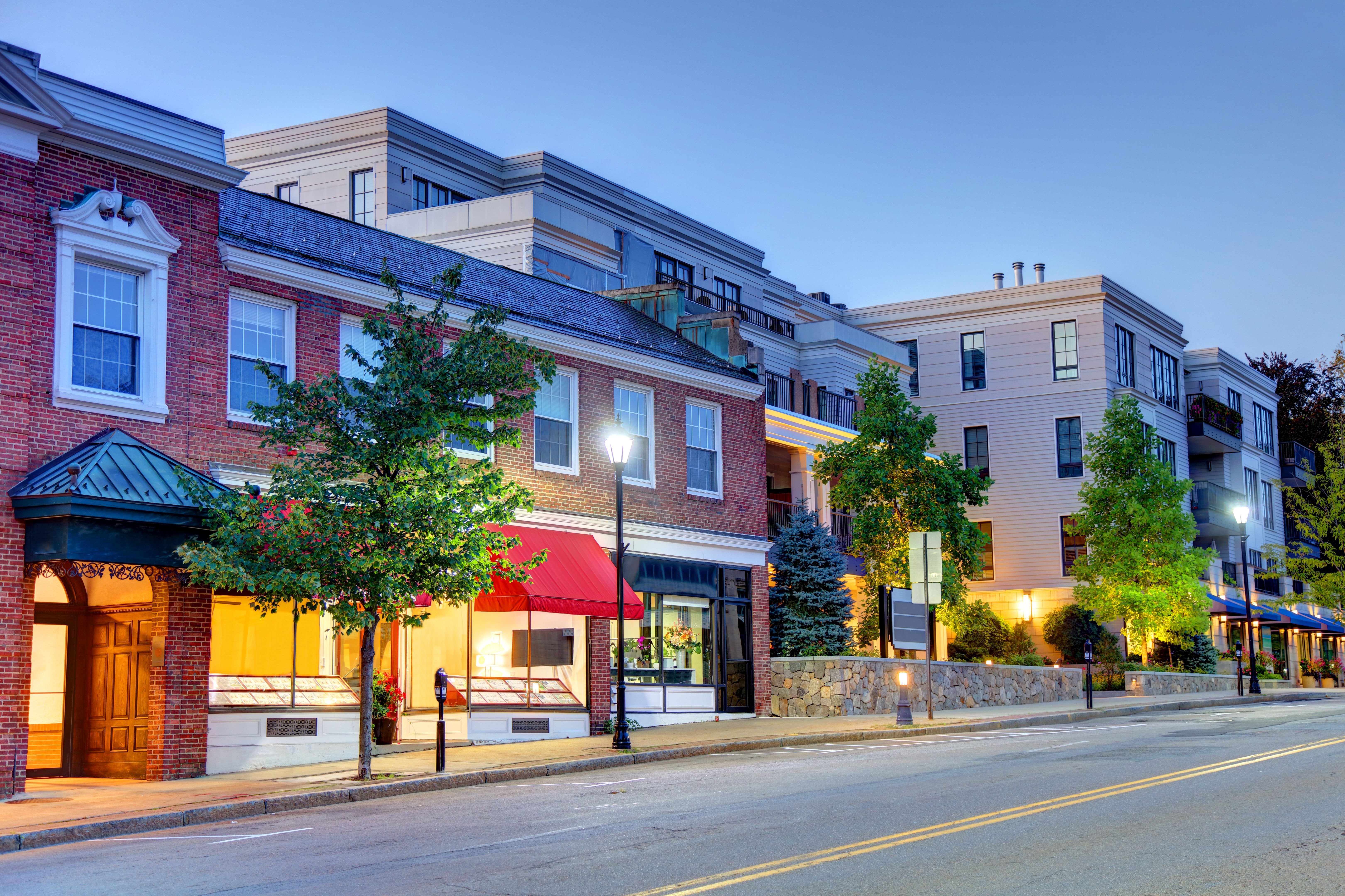 Modern Norfolk Shop Condos for Sale with Full Amenities