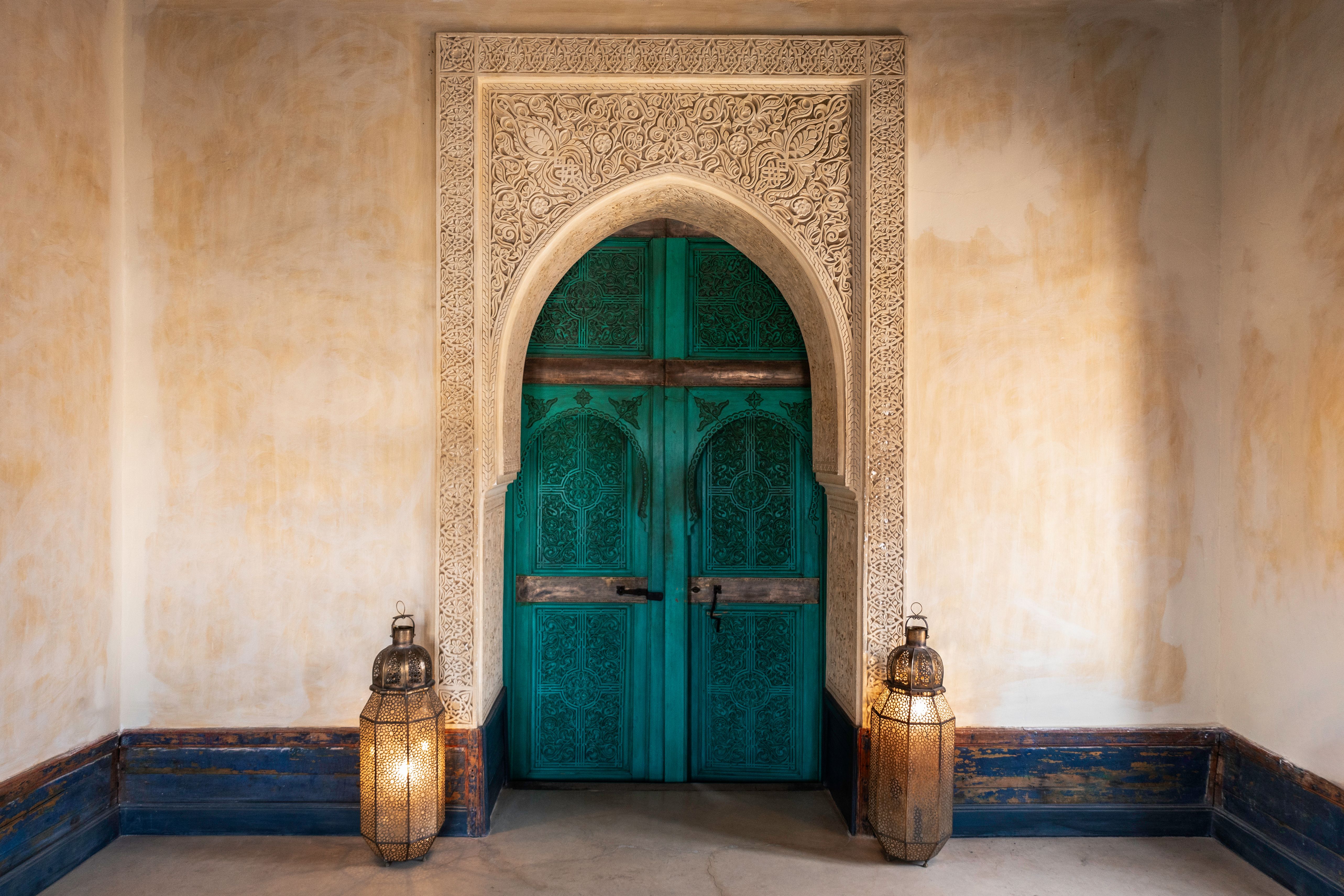 Case Study: Stunning Transformations with Innovative Surface Designs