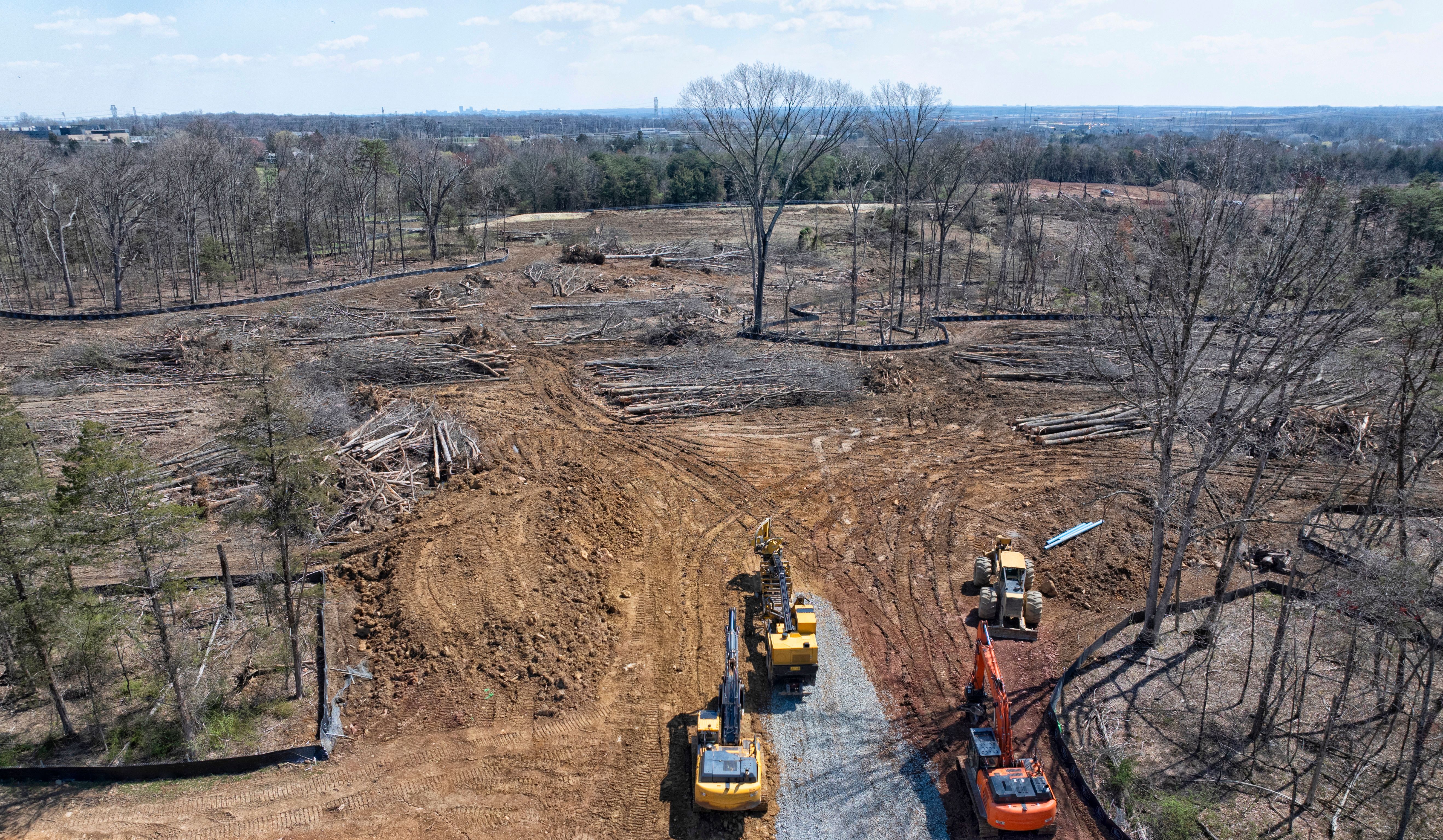 Understanding the Difference Between Land Clearing and Lot Clearing