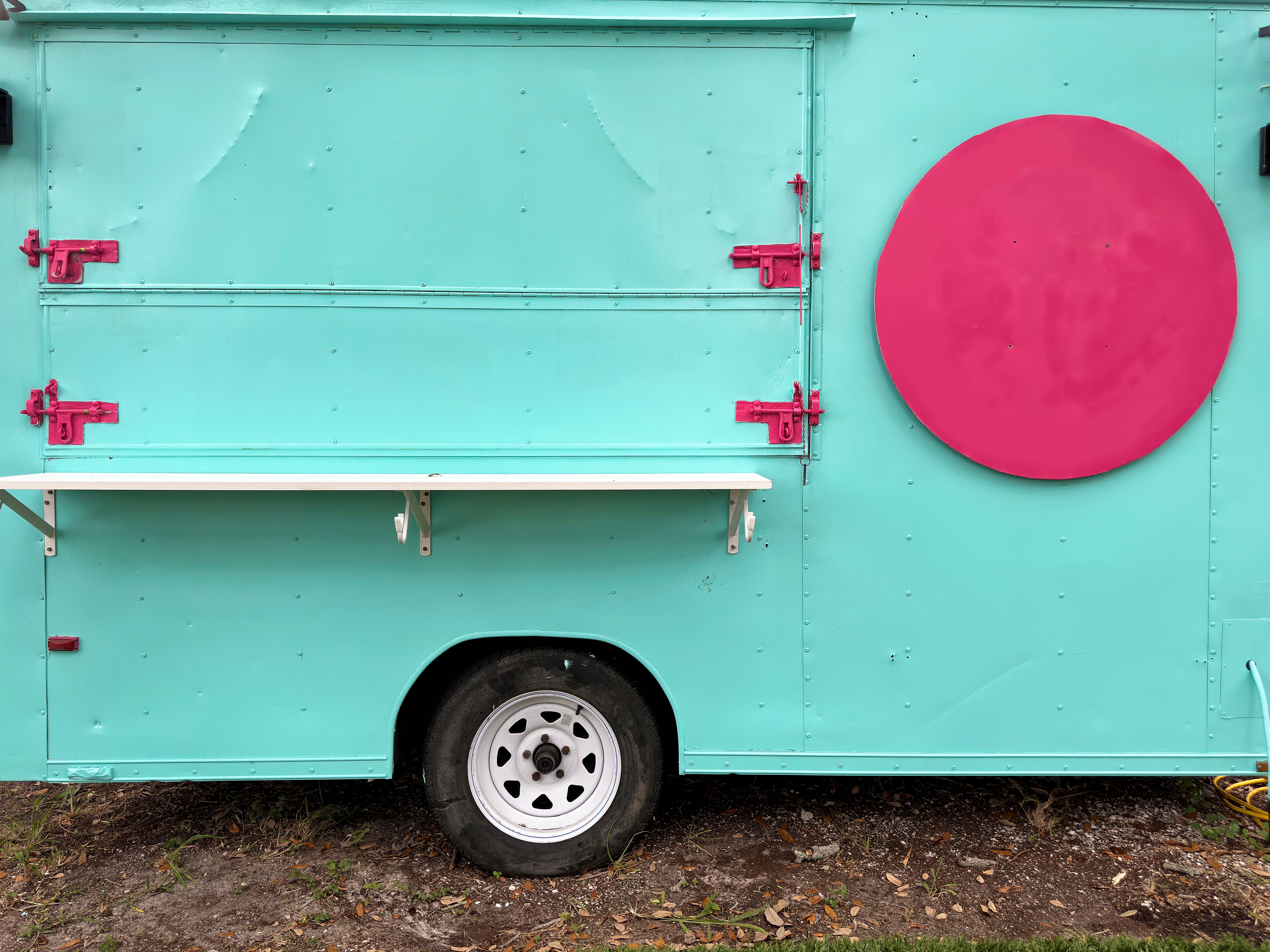 Exploring the Rise of Food Truck Culture