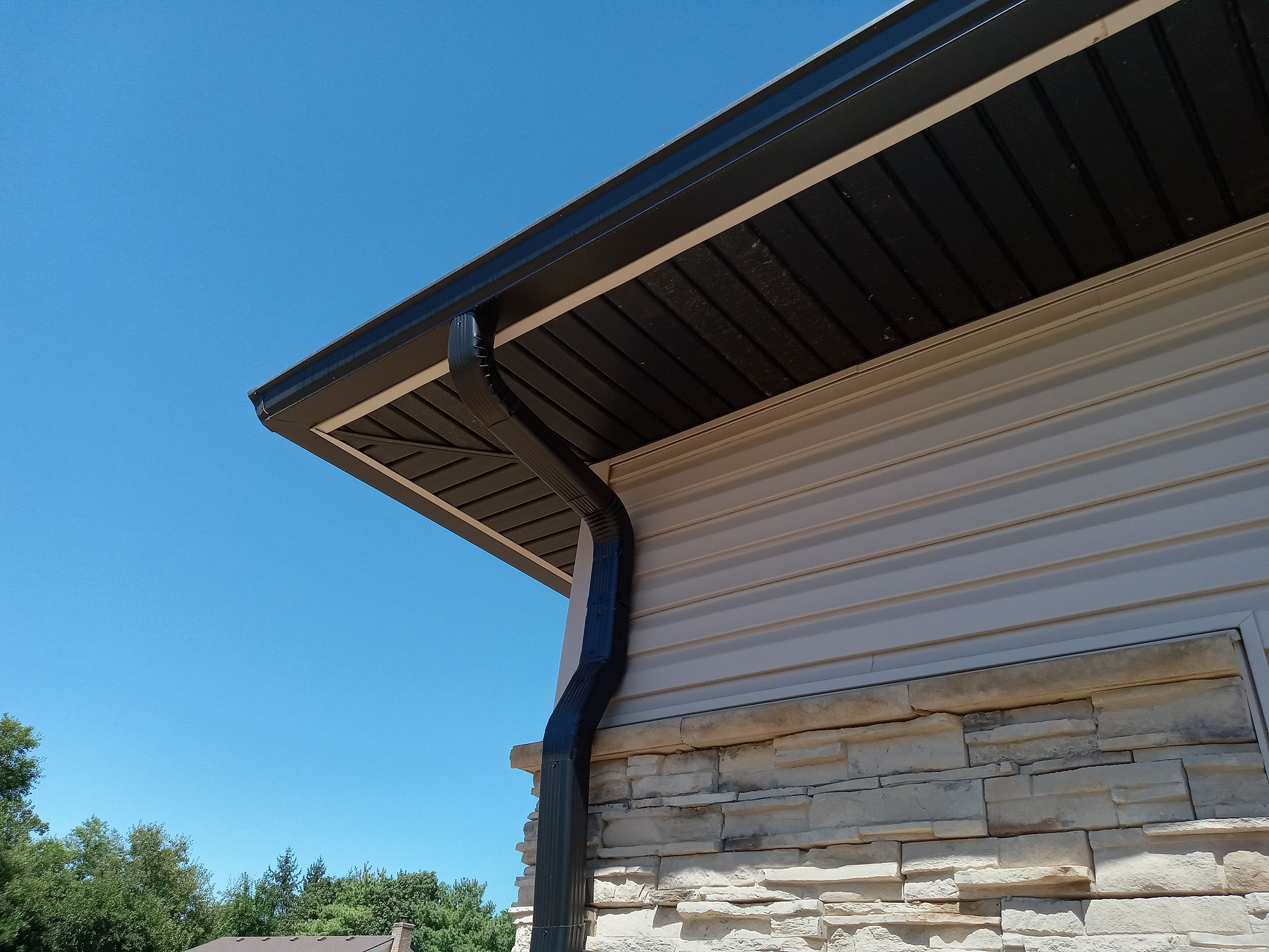 Top-Quality Siding Solutions by Legit Gutter Experts