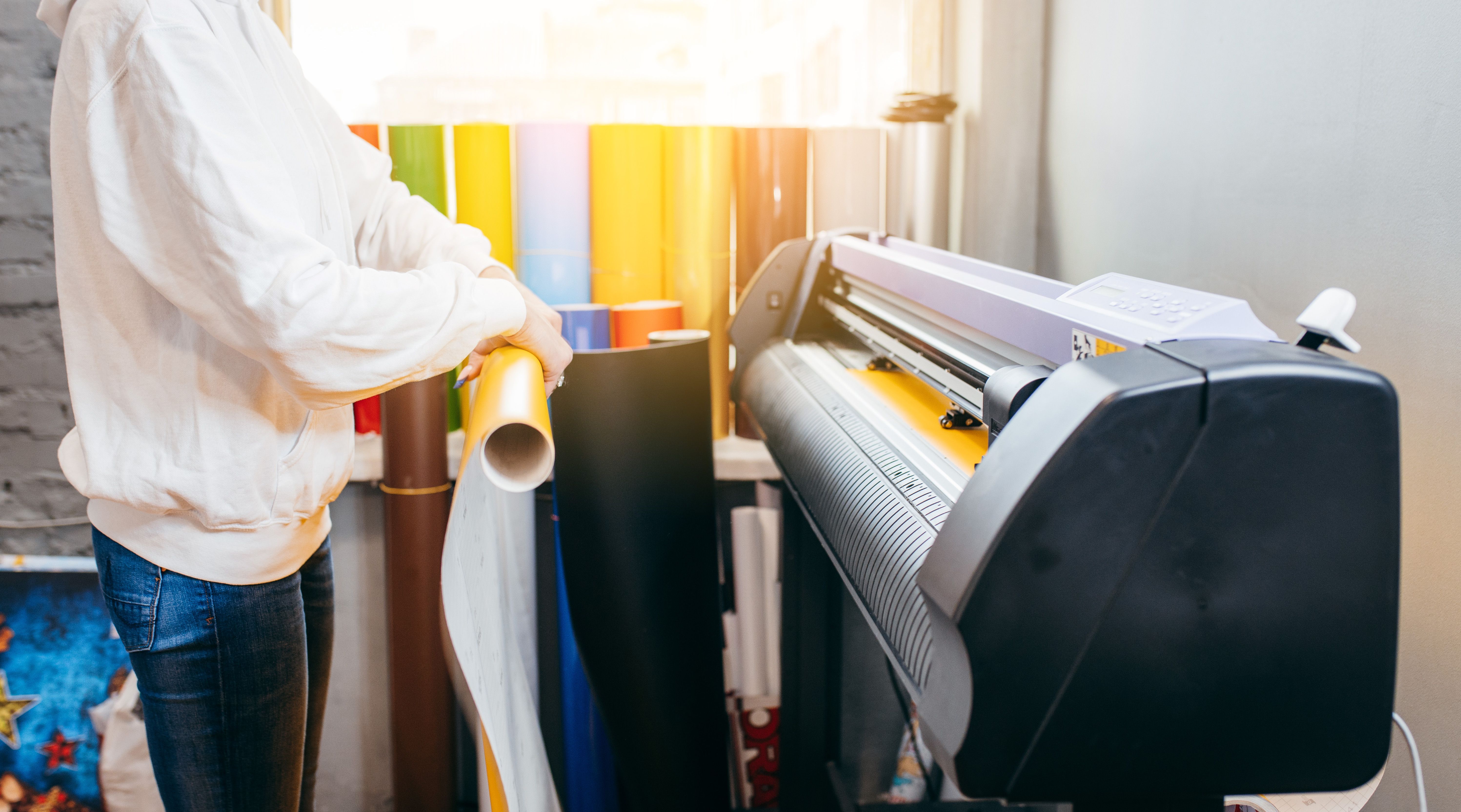 Custom Signs and Printing Services - Handshake Trading LLC