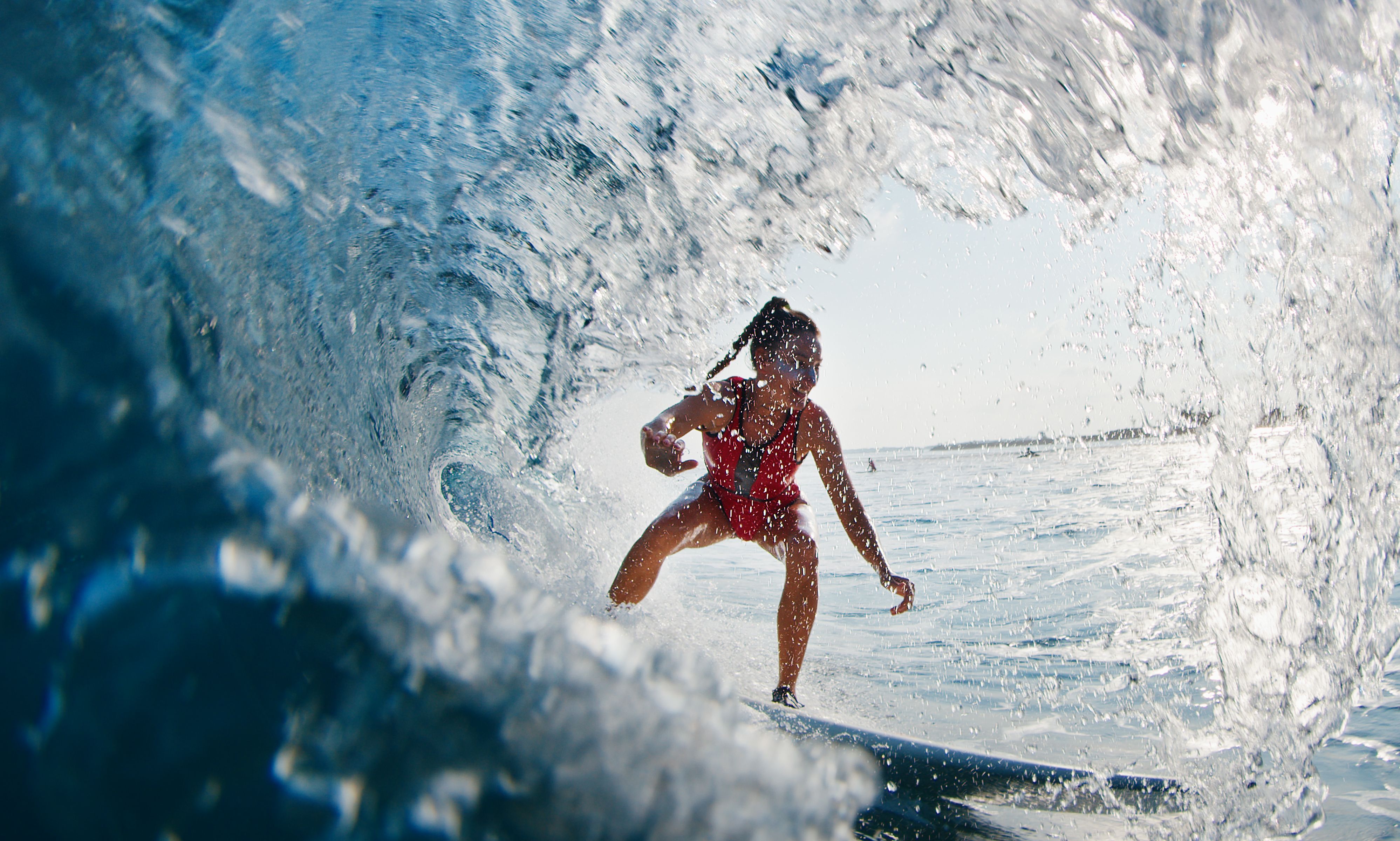 How to Capture the Perfect Surfing Moment: Photography Tips for Beginners