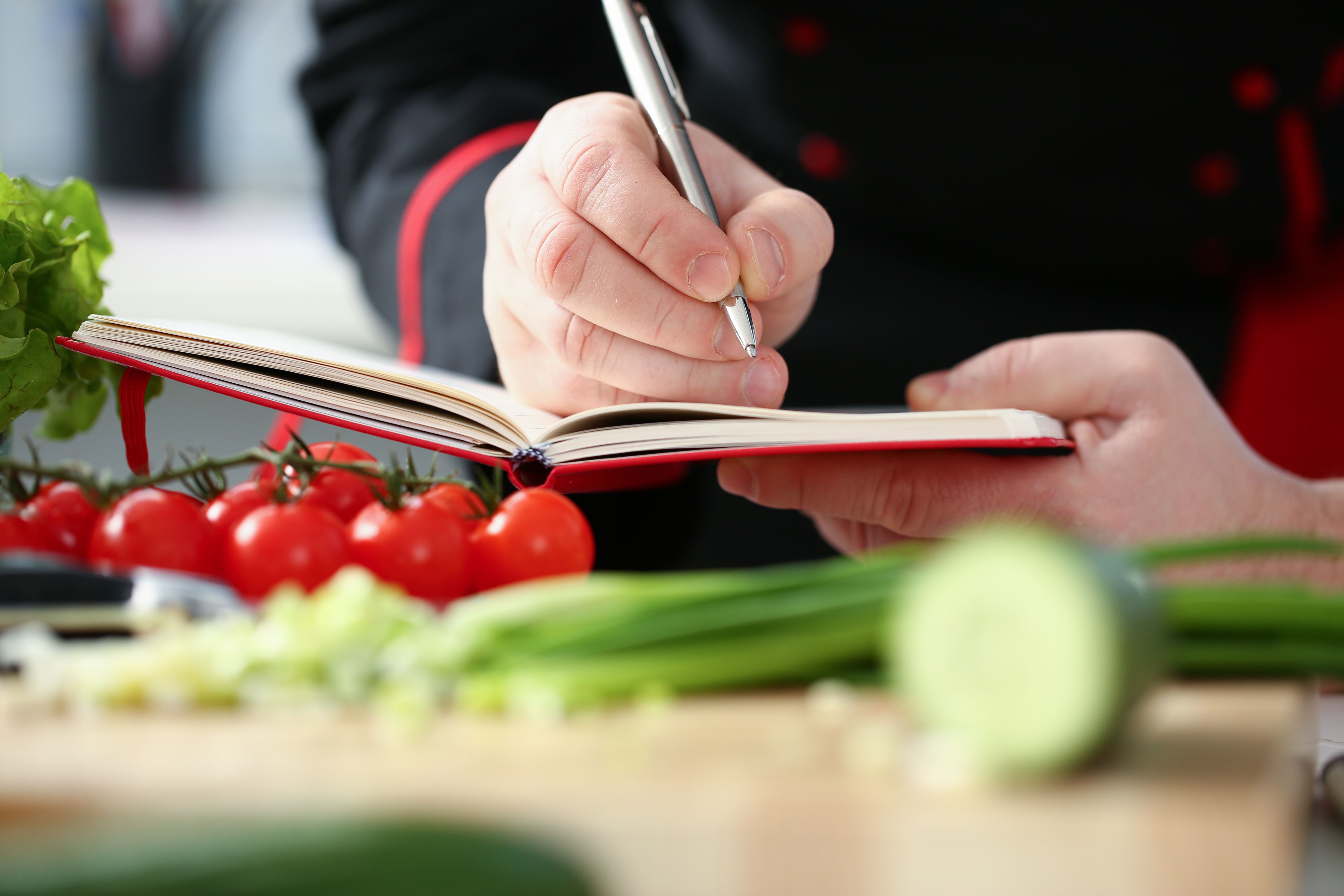 Seasonal Menu Planning: A Private Chef's Guide to Local Ingredients