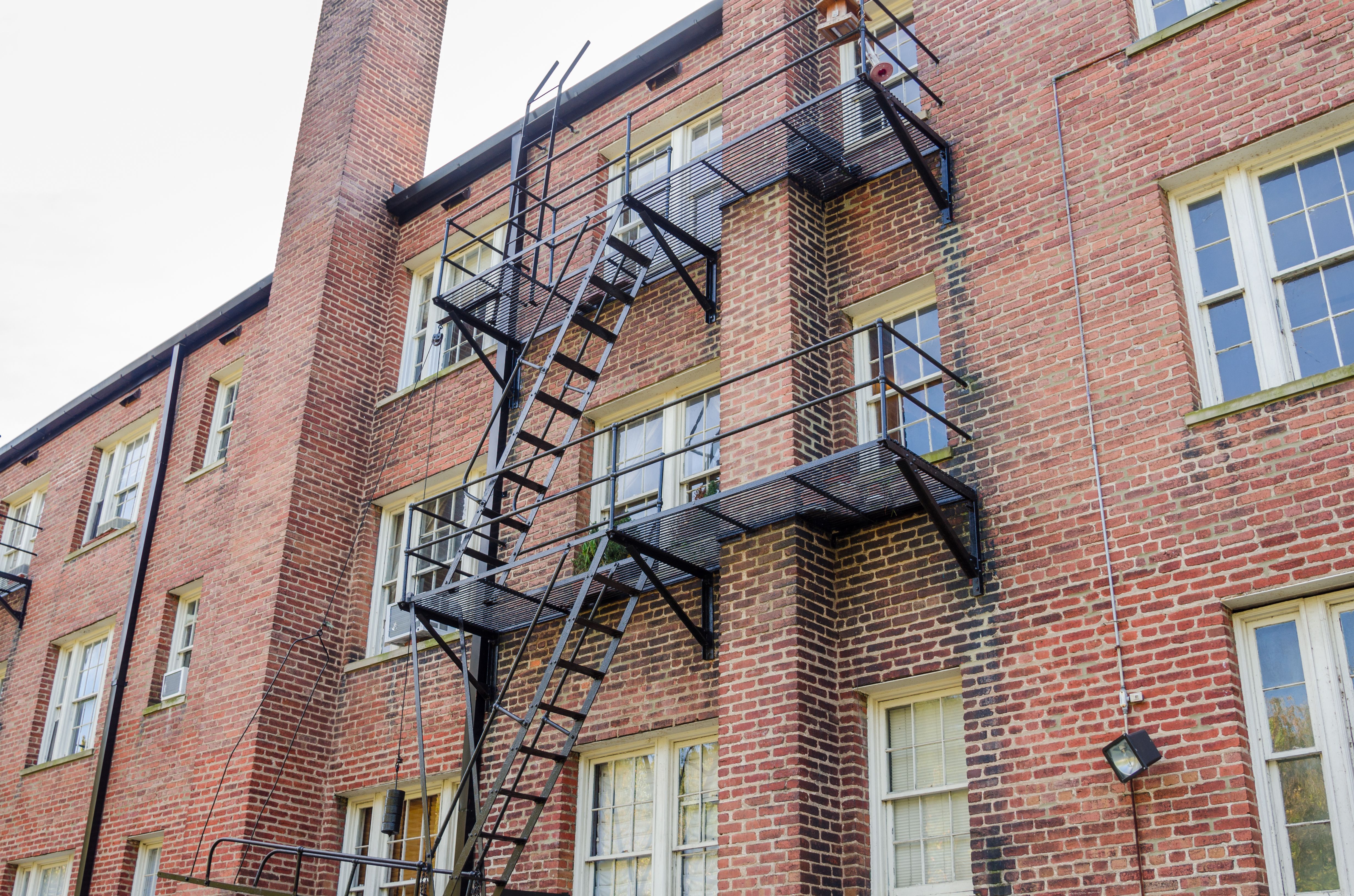 Top 5 Fire Escape Mistakes to Avoid During Inspections