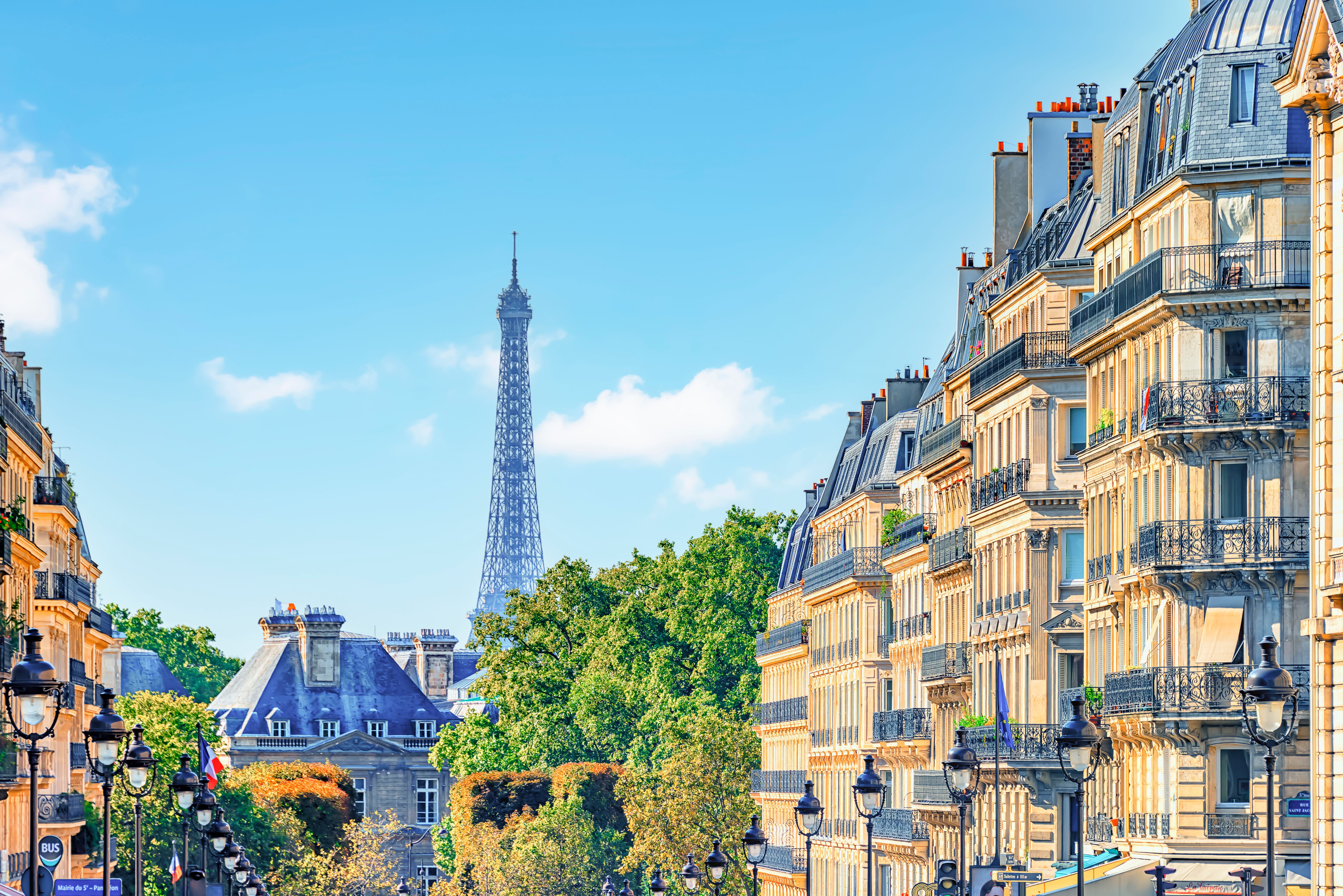 10 Unforgettable Paris Experiences with Exclusive Deals