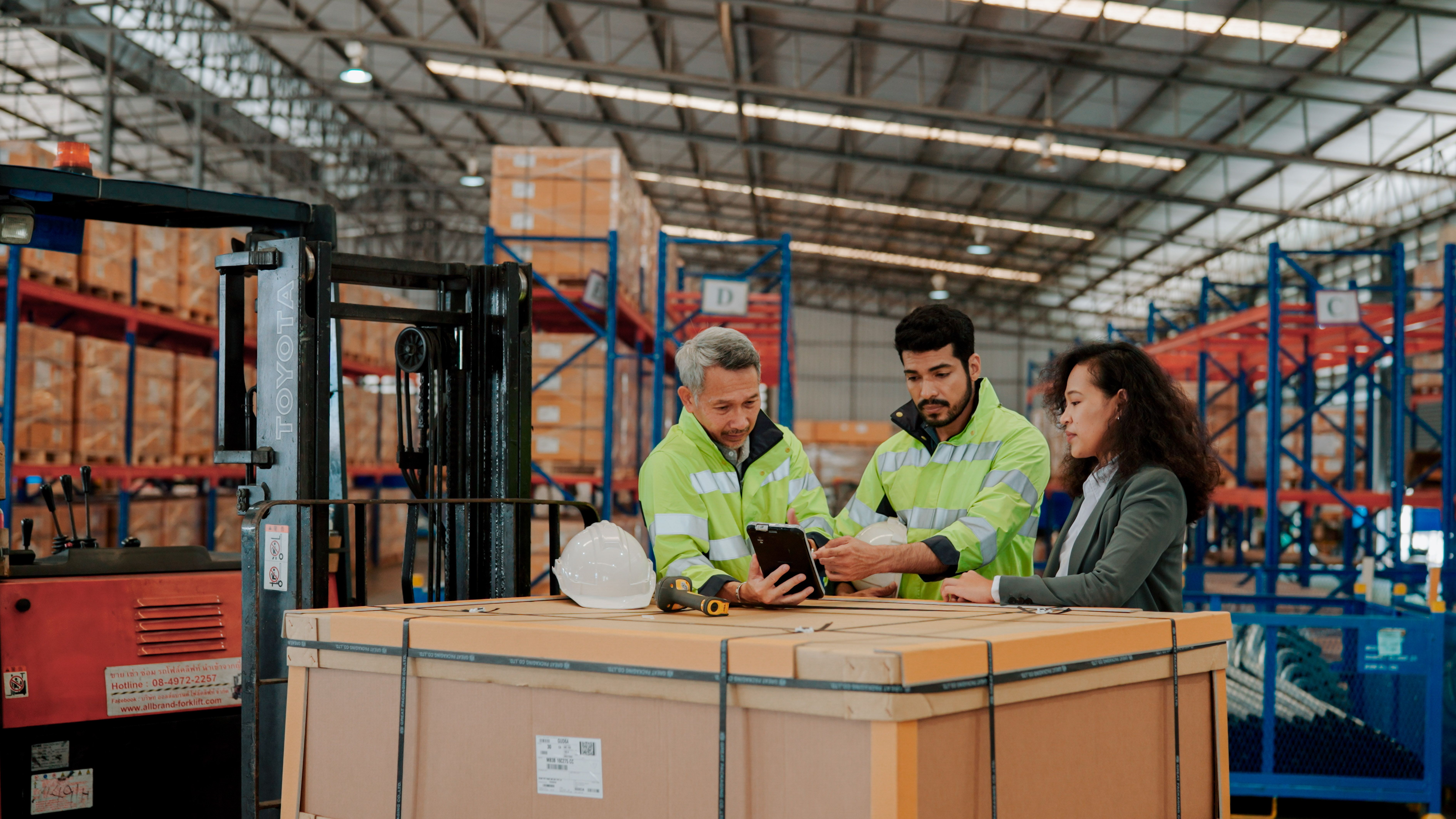 Boosting Logistics with Real-Time Tracking Technology