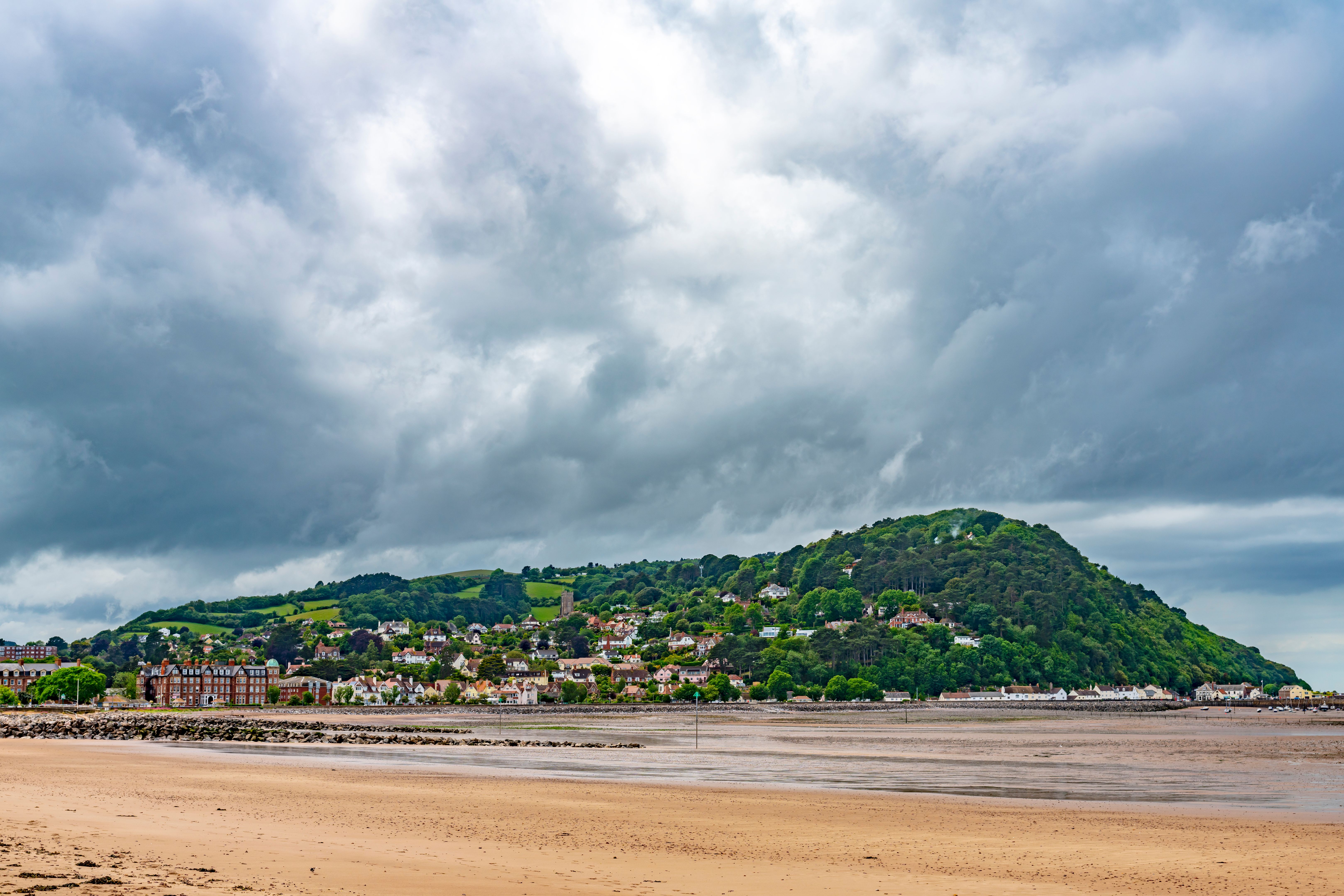 Exploring Minehead's Rich History: From Victorian Elegance to WWII Defences
