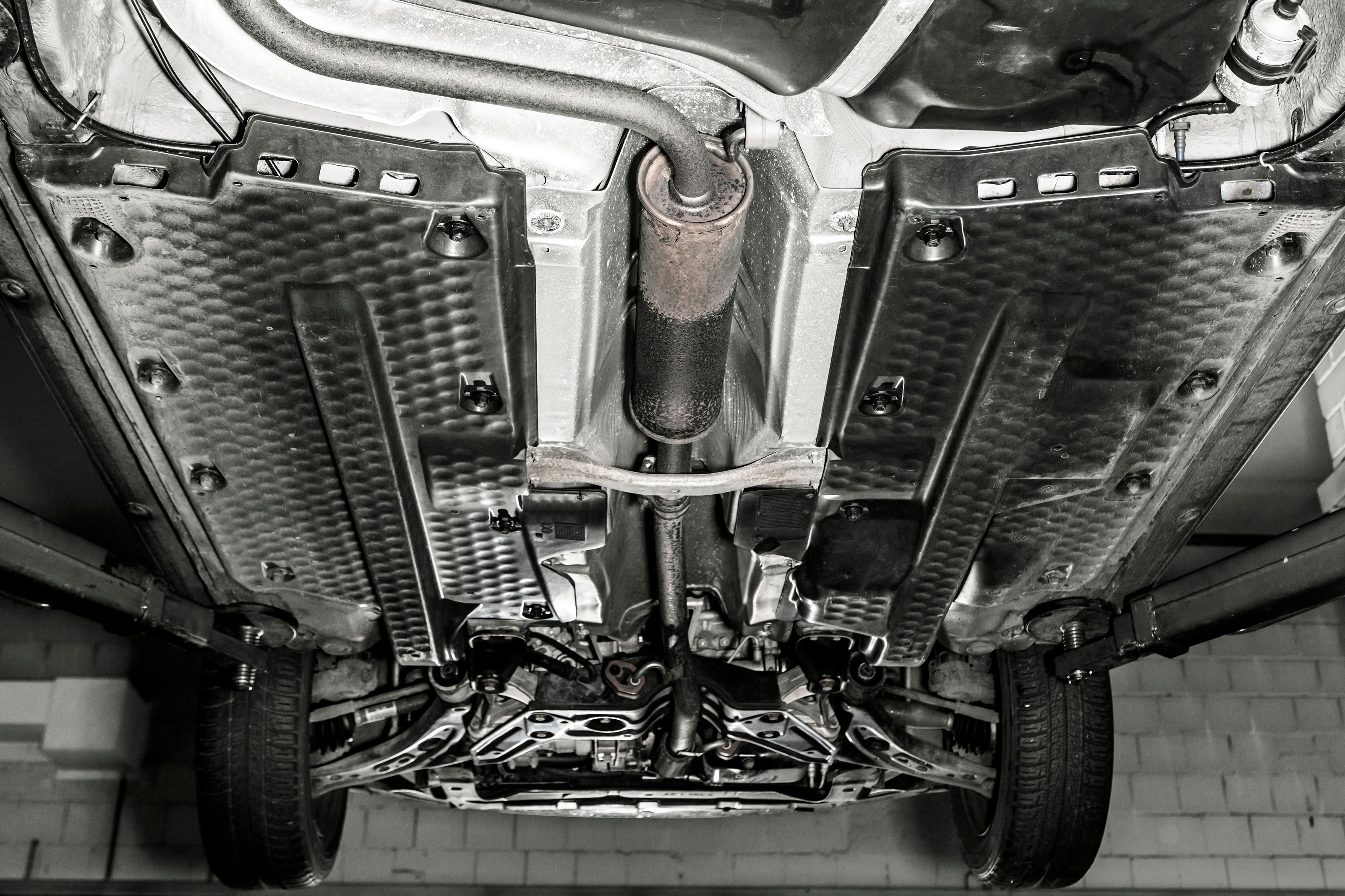 Understanding the Benefits of Protective Undercoating for Cars in Qatar