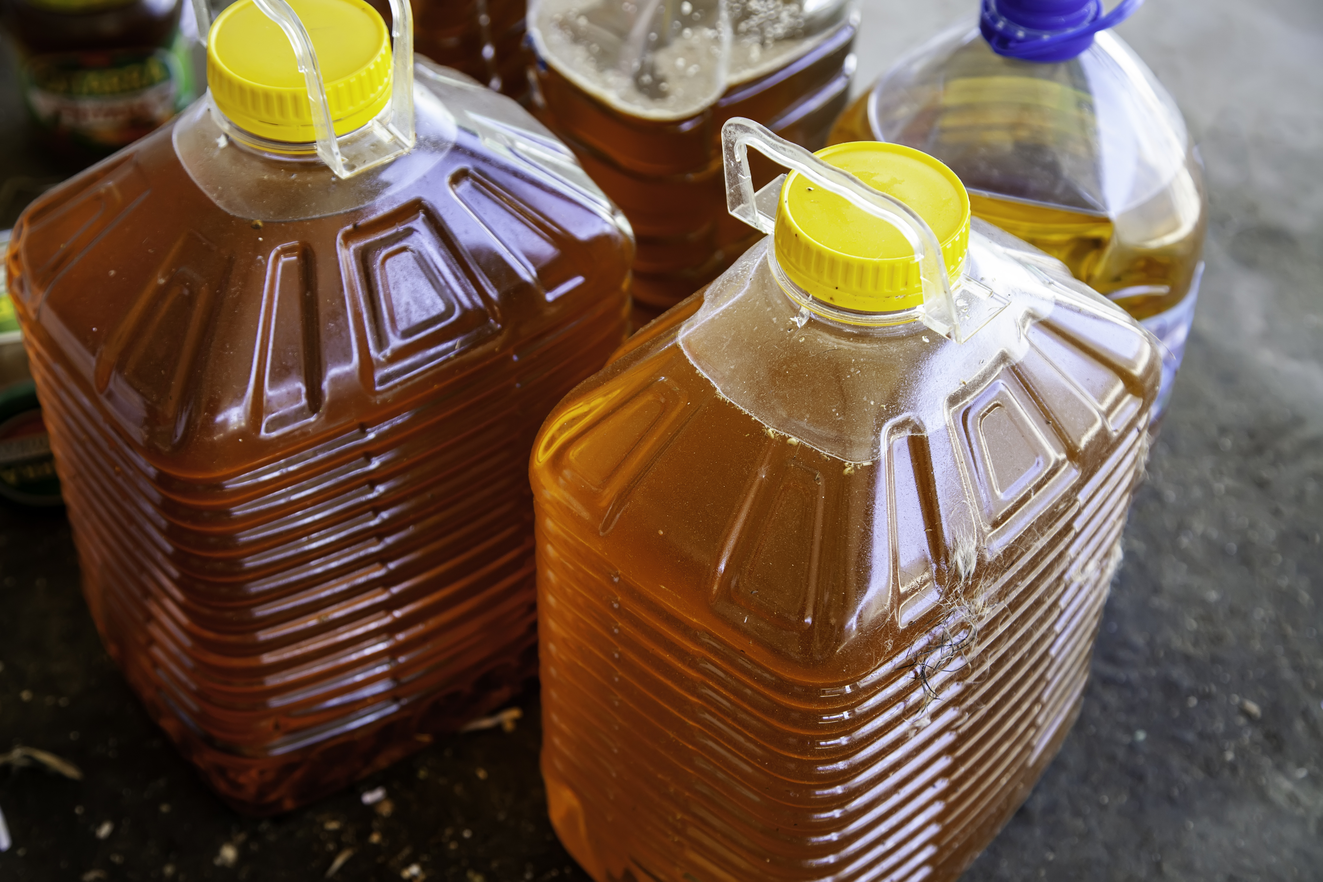 Commercial Waste Cooking Oil Collection in Buckinghamshire, Greater London