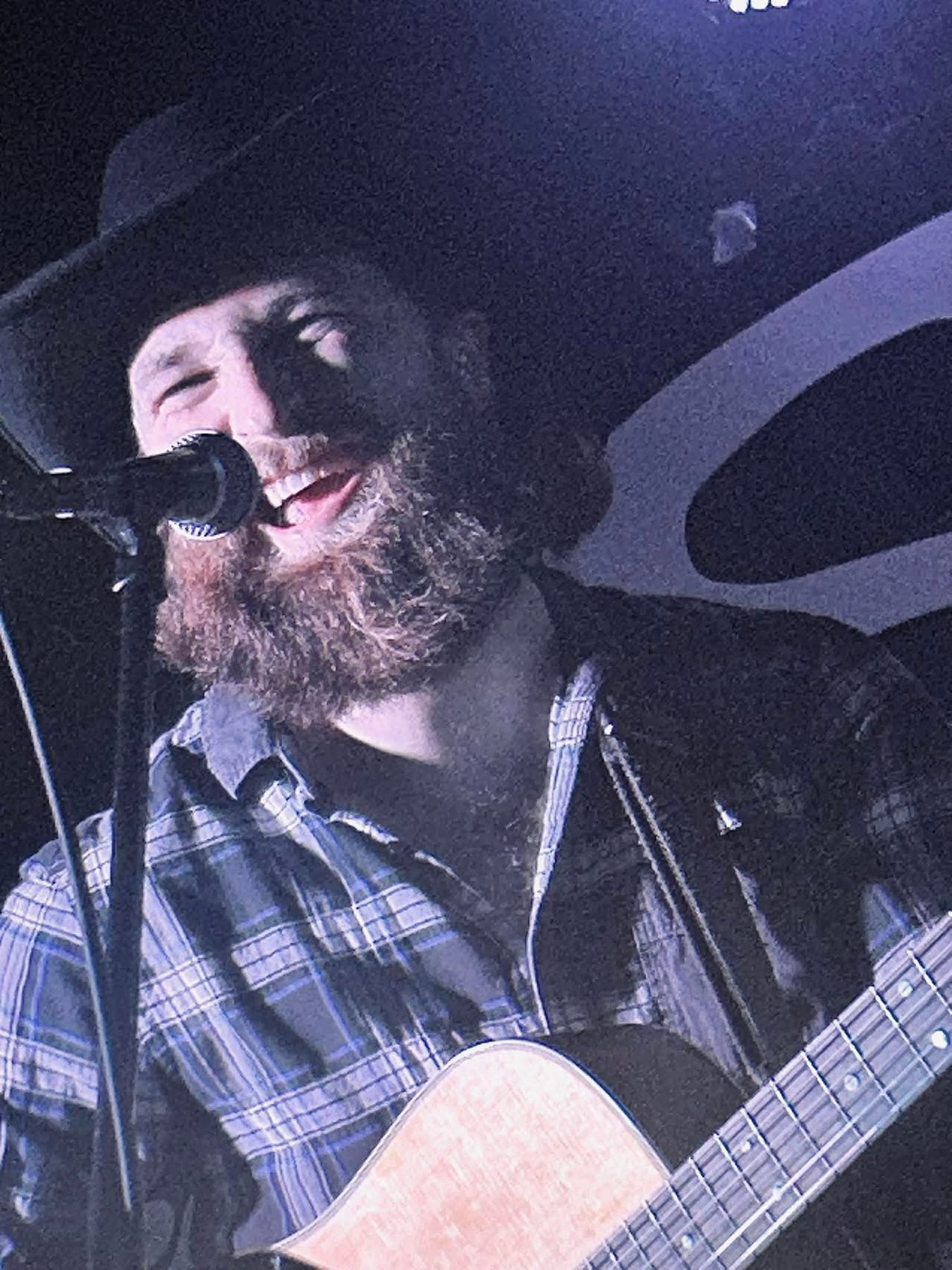 Acoustic Musician: Jack Mangene - Live Performances and Original Songs