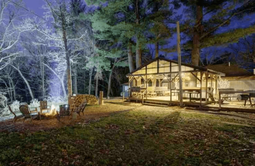 Escape to Nature's Paradise | Sandstone Rustic Retreat LLC