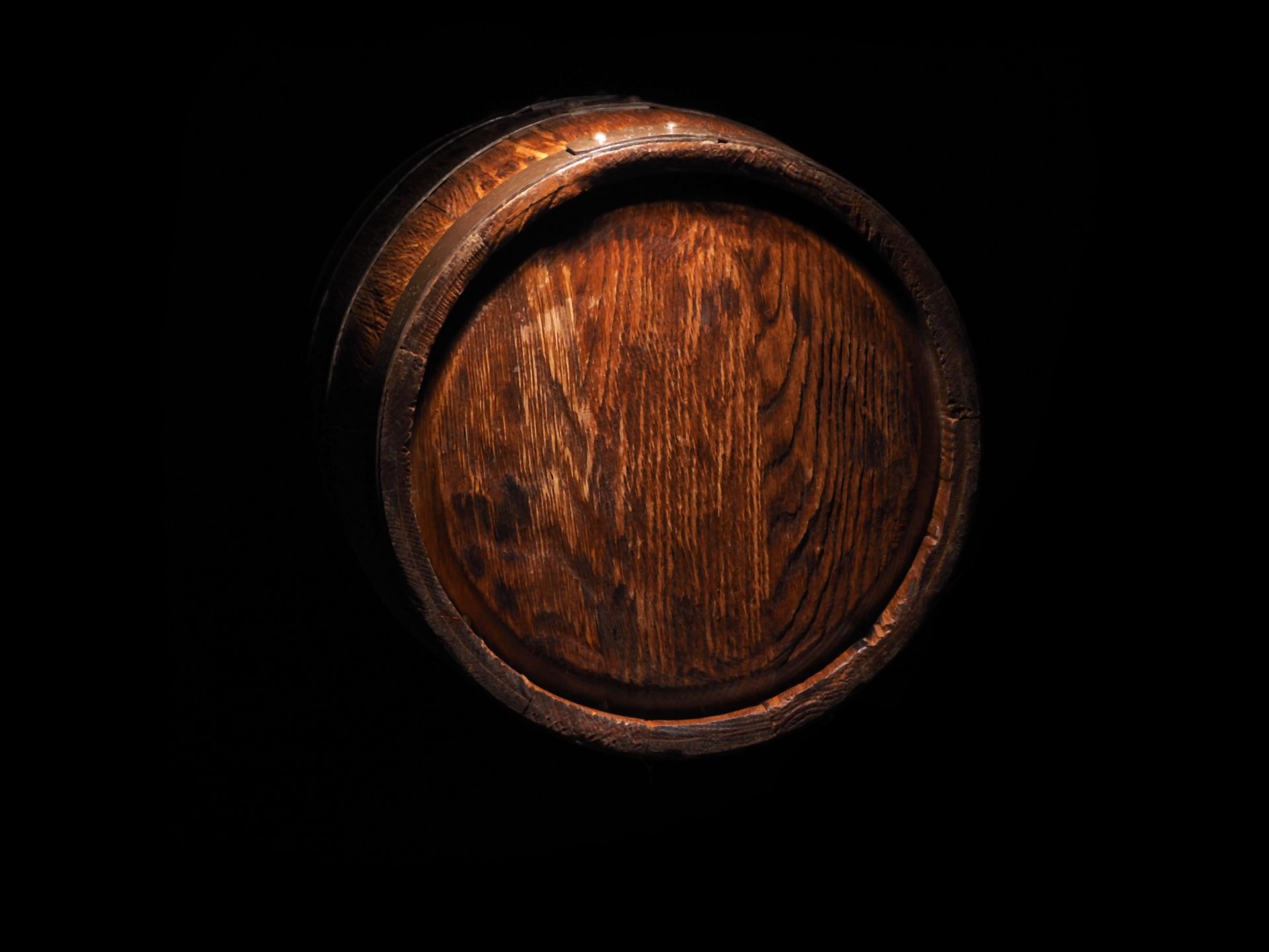 The Science and History of Aging Spirits with Wood