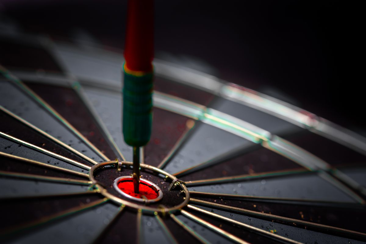 Cómo establecer metas claras y alcanzables en tu empresa