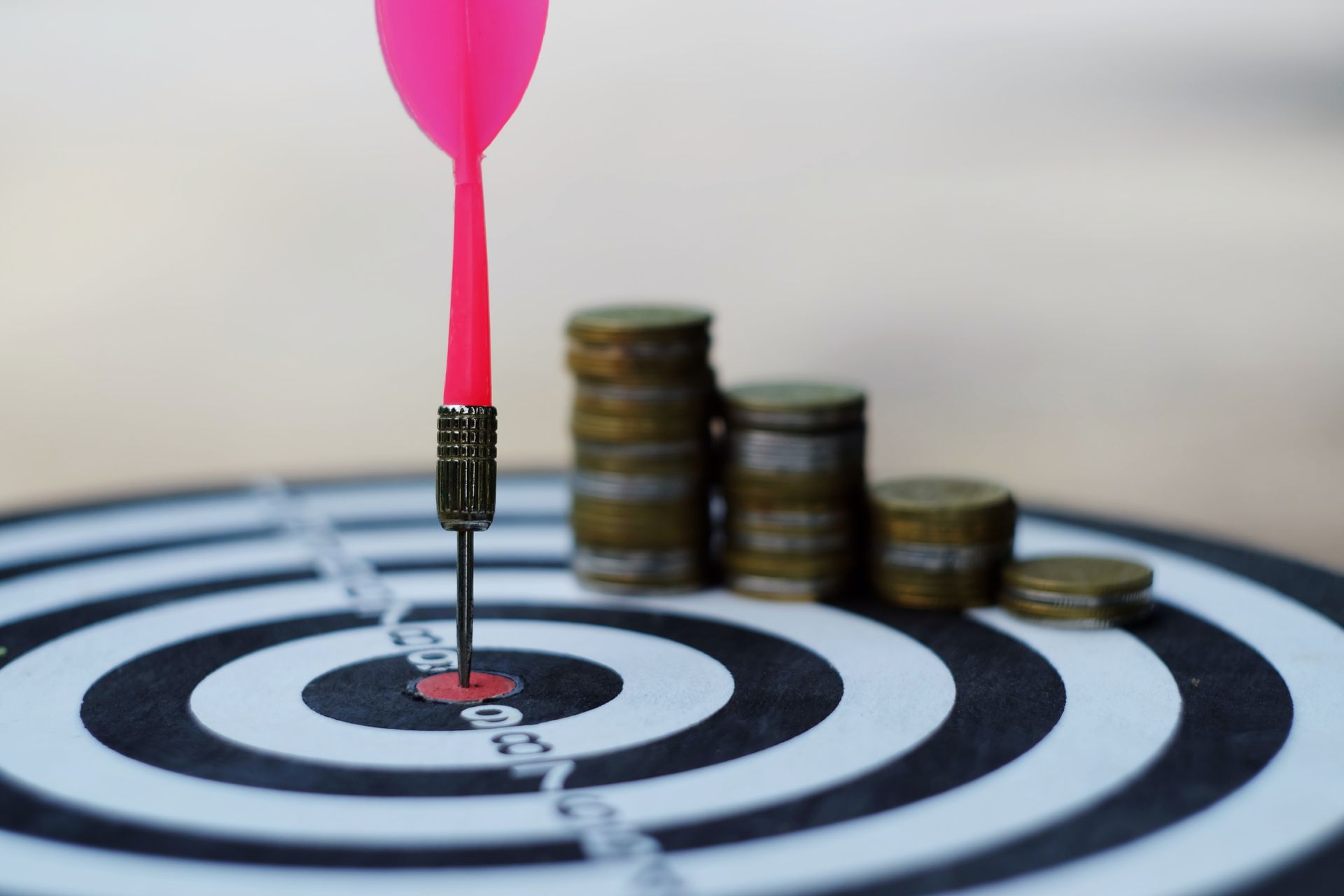 5 Essential Skills to Look for in a Top Recruiter