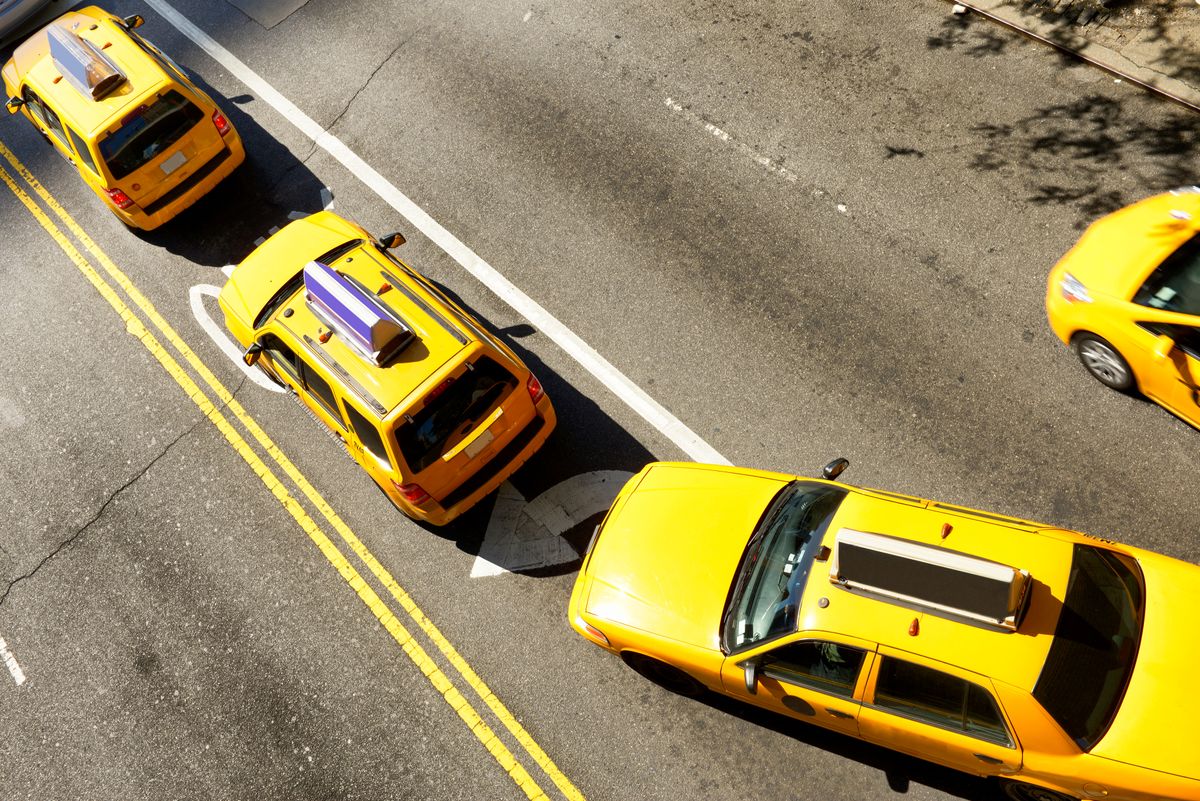 Famous Taxis Around the World: From London's Black Cabs to New York's ...