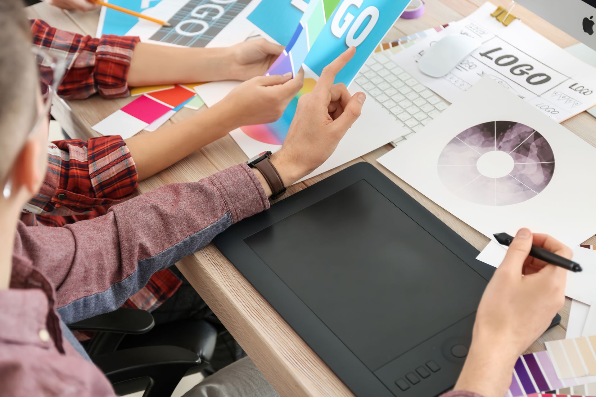 Los beneficios de contratar una agencia de publicidad.